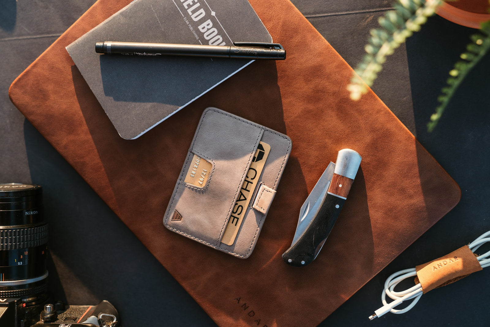 EDC Loadout: How To Build Your Best Everyday Carry Gear List - Andar